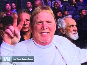 PHOTO Mark Davis Gives Peace Sign With Standard Bowl Haircut Shown As ...