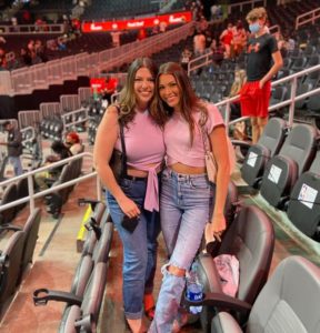 PHOTO Trae Young's Girlfriend Sits 5 Rows From The Floor In Center ...