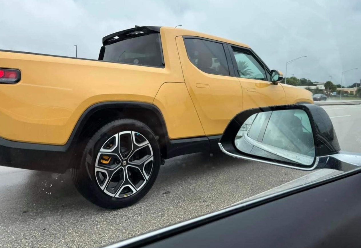 PHOTO Gold Rivian With Custom Rims Spotted On Westminster highway In ...