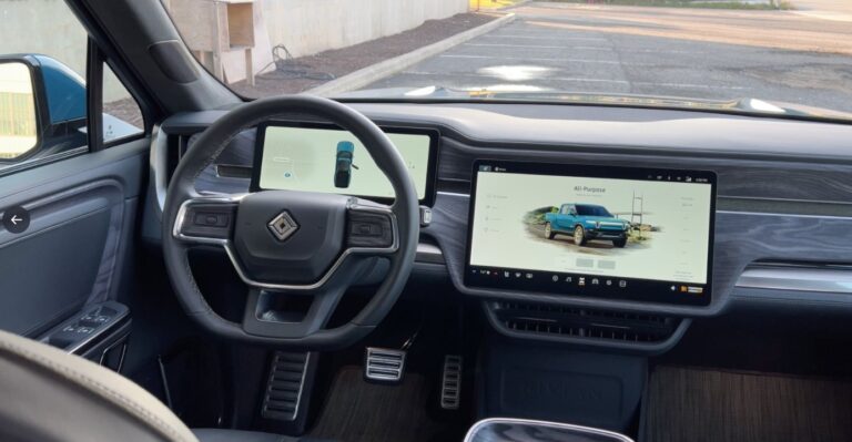 PHOTO Of Rivian R1T Electric Truck In 4K