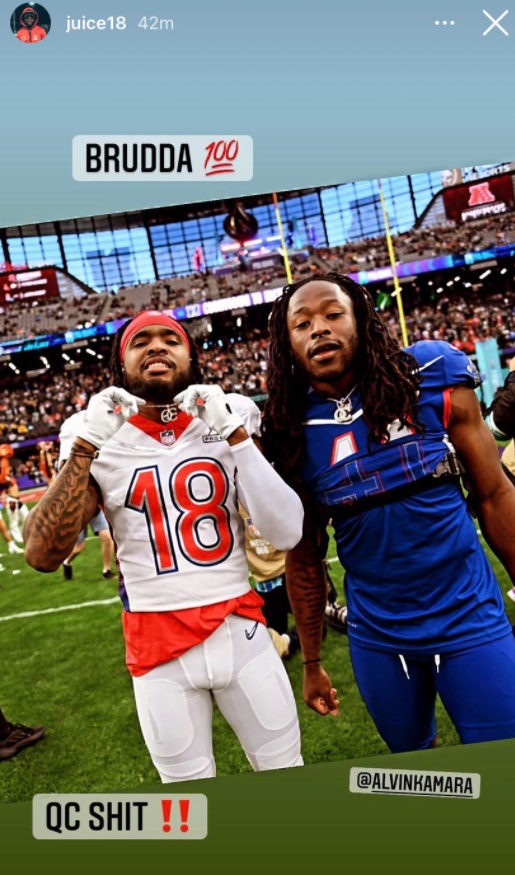 PHOTO Diontae Johnson With Alvin Kamara On Sunday After He Bailed Out ...