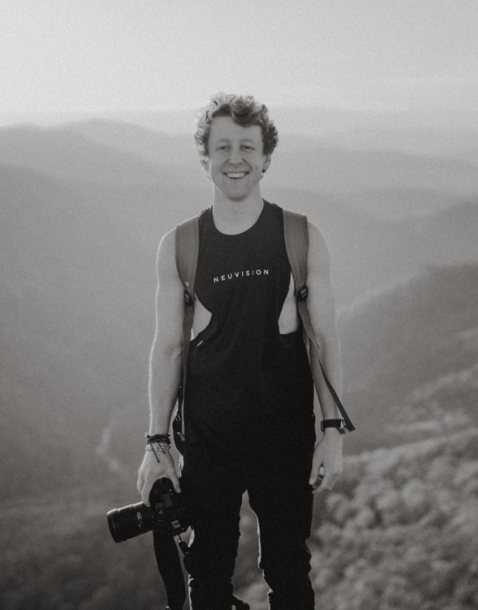 PHOTO Josh Neuman Was At Peace With His Camera Out In Nature