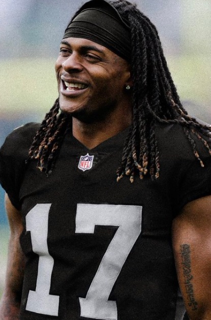 PHOTO Davante Adams In A Las Vegas Raiders Uniform