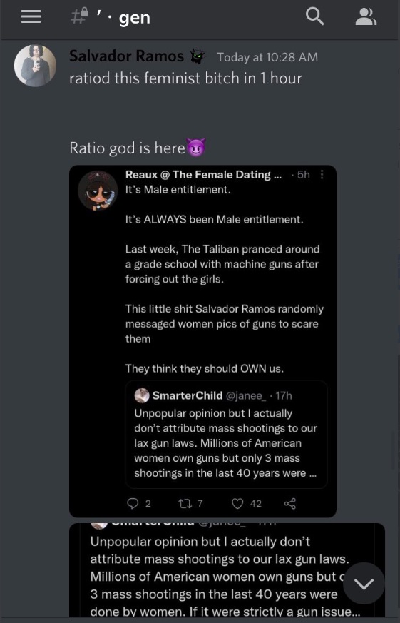 PHOTO Clown On Discord Server Is Cosplaying As Salvador Ramos And ...