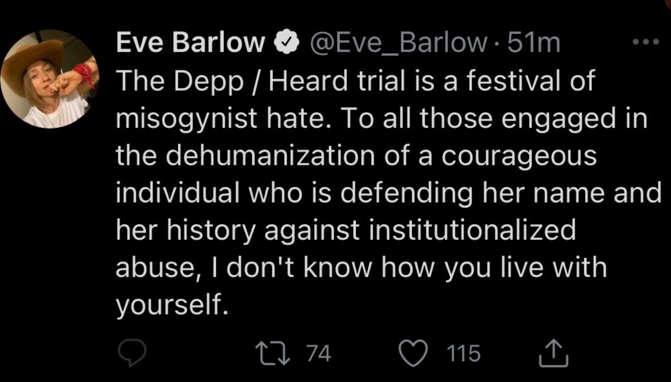 PHOTO Eve Barlow Is Siding With Amber Heard Calls Johnny Depp's Abuse ...