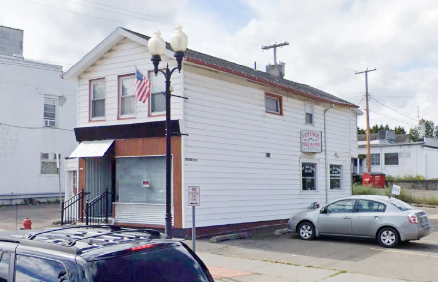 PHOTO Of Gun Store In Endicott New York That Sold Payton Gendron High ...