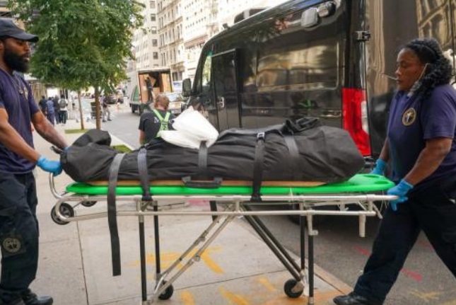 PHOTO Of Gustavo Arnal's Body Being Taken Away From Scene Of Fall In ...