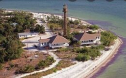 PHOTO Sanibel Lighthouse Before And After Hurricane Ian Hit Shows ...