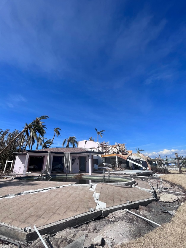 PHOTO Hurricane Damage In St James City On Pine Island Florida Is ...