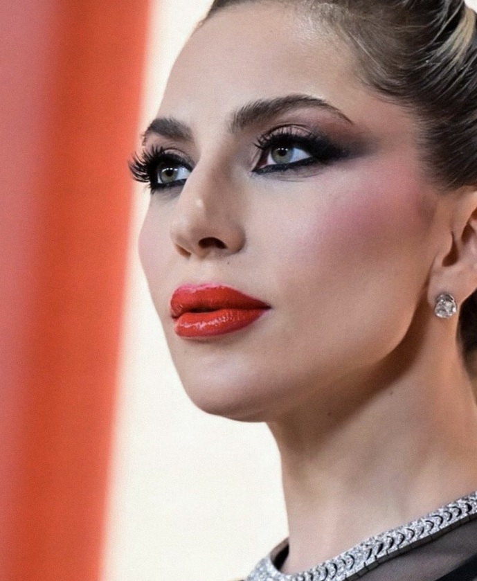 PHOTO Lady Gaga's Makeup At The Oscars Was Inspired By Robert Palmer's ...