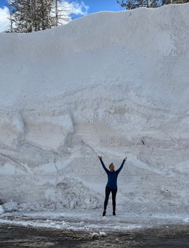 PHOTO Of 12 Feet Of Snow Cleared On Way To Sugar Bowl Ski Area Off I-80 ...