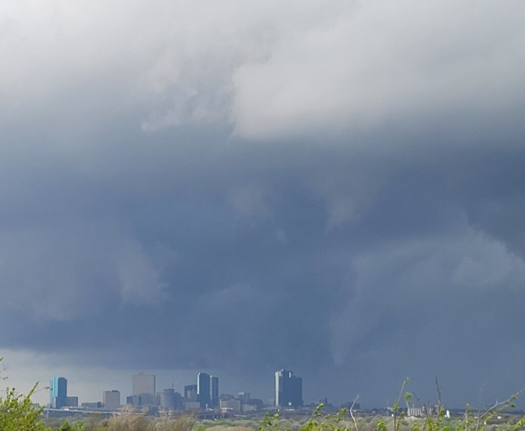 PHOTO Of Massive Tornado Hanging Over Downtown Fort Worth Texas Like A ...