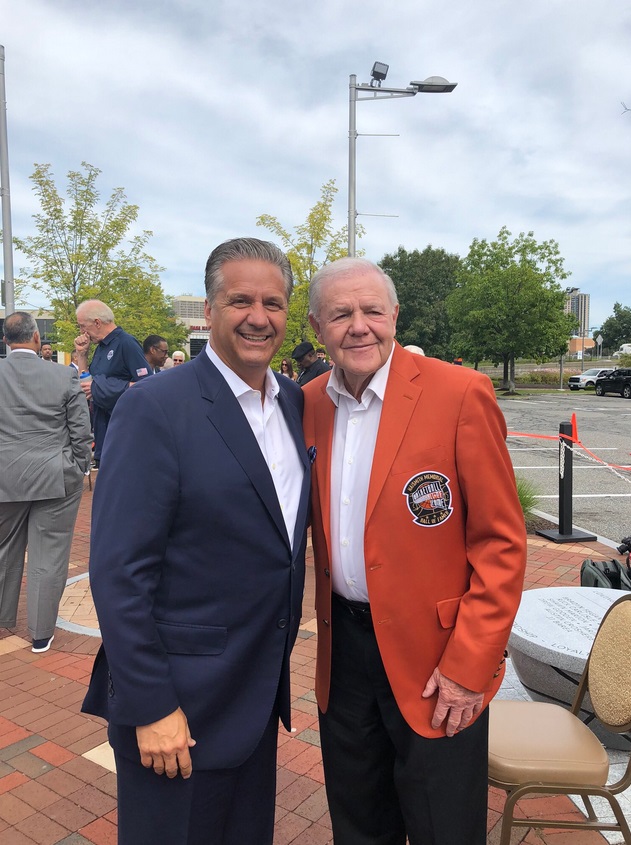 PHOTO Denny Crum With John Calipari Before He Died