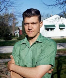 PHOTO Ted Kaczynski Went From Well Dressed Young Guy To Murderer