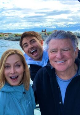PHOTO Treat Williams With Family And On Vacation Before He Died
