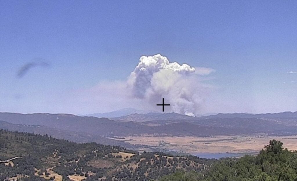 PHOTO Bonny Fire Put Up The First Significant Pyrocumulus Clouds Of The ...