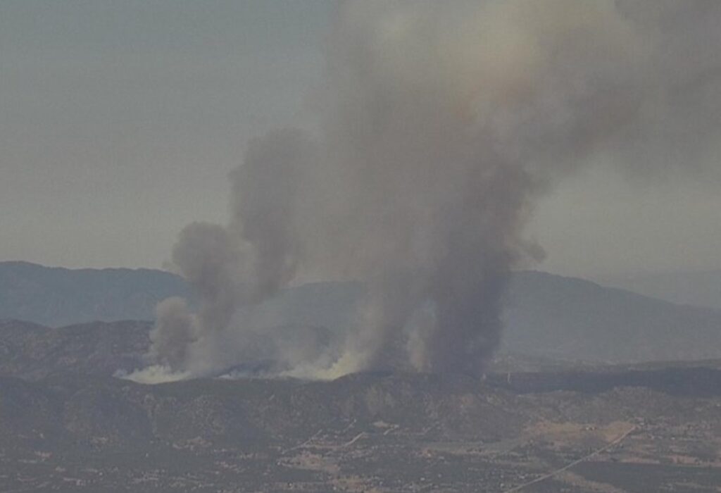 PHOTO Bonny Fire Reached Tule Peak Road