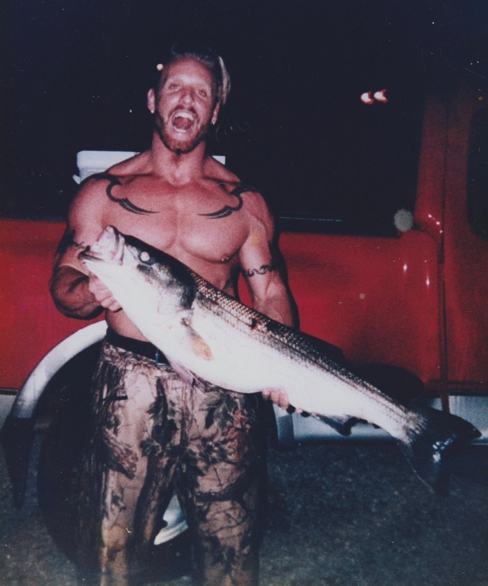 PHOTO Darren Drozdov Caught The Largest Fish Ever In His Life