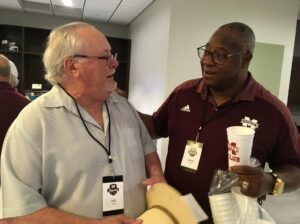 PHOTO Johnie Cooks With D.D. Lewis At Miss State Before He Died