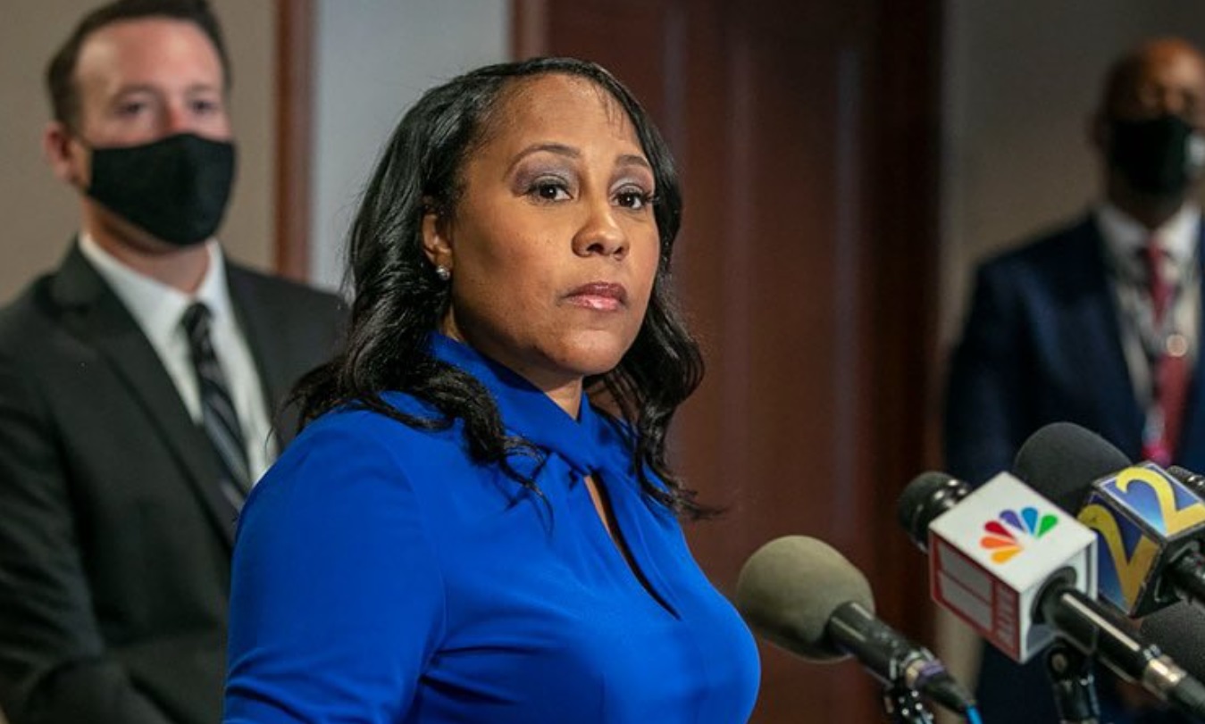 PHOTO DA Fani Willis Has Huge T*ts