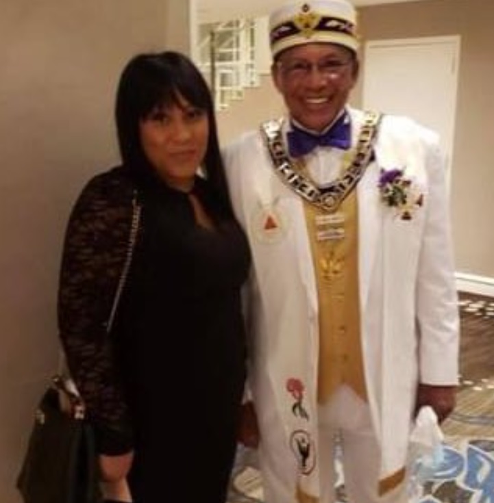 PHOTO DA Fani Willis With Her Side Bae Who Dressed Up Like A King