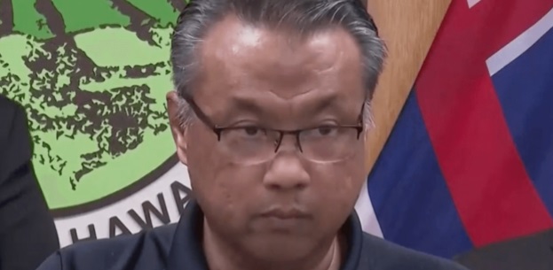 PHOTO Herman Andaya Having Staring Contest With Reporter And He Won