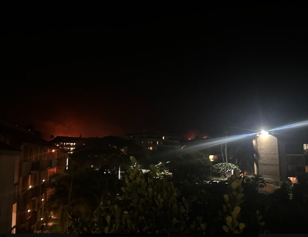 PHOTO Kula Fire From Kihei Resort Maui Is A Sight To Behold