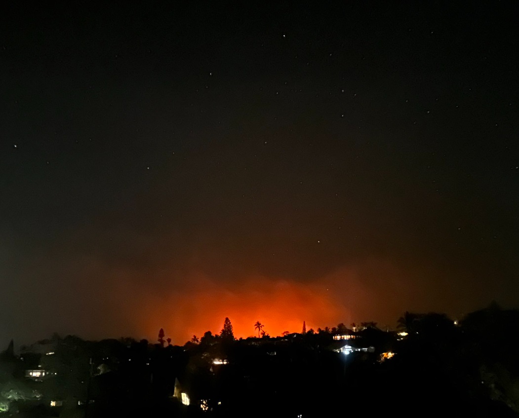 PHOTO Neighbors View Of Maui Fire From Kihei Hawaii House