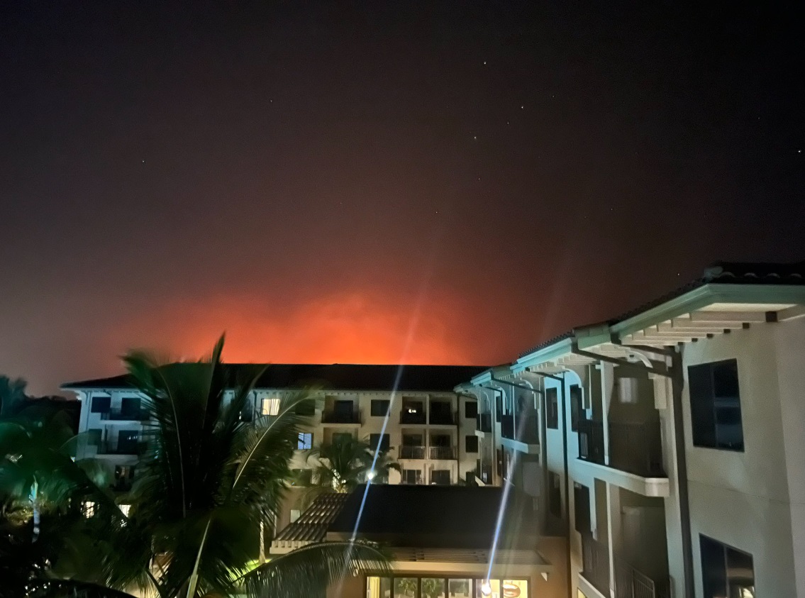 PHOTO Of Maui Fire From Wailea Hotels