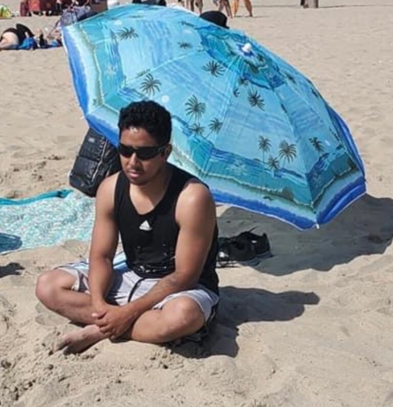 PHOTO Kevin Cataneo Salazar Looking Calm And Happy On The Beach And At ...