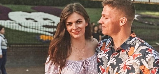 PHOTO Robert Garrison With His Ex-Girlfriend At Disneyland