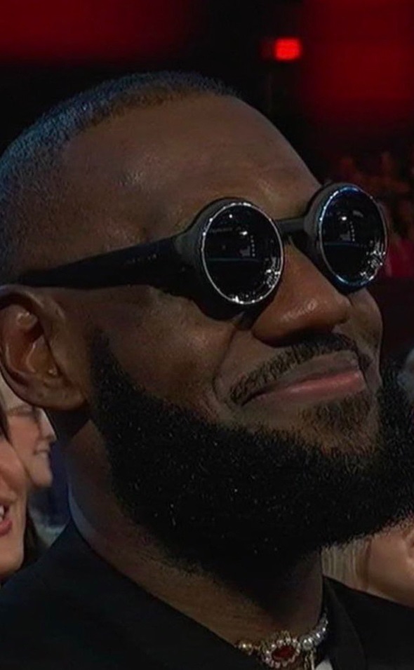 PHOTO Lebron James Wearing Operation Bronny James 1st Round Pick ...