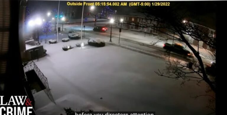 PHOTO Karen Read's Tail Light Clearly Showing When Everyone Believes It ...