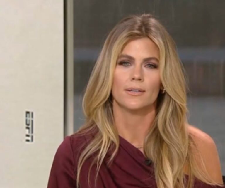 PHOTO Sam Ponder's Blonde Hair Was Absolutely Perfect While On Air At ESPN