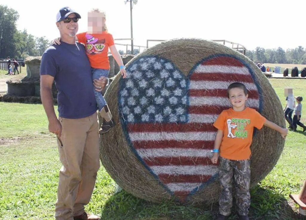 PHOTO Colt Gray Looking Like Normal Kid When He Was Very Young But Had ...