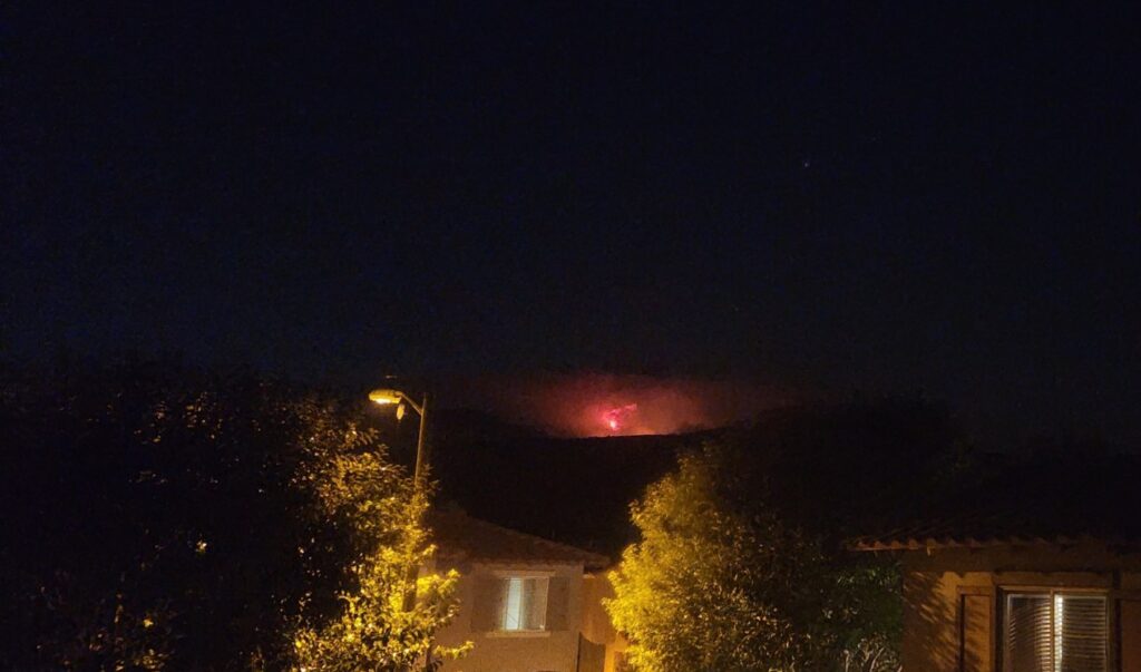 PHOTO Proof Modjeska Peak Is On Fire From Airport Fire