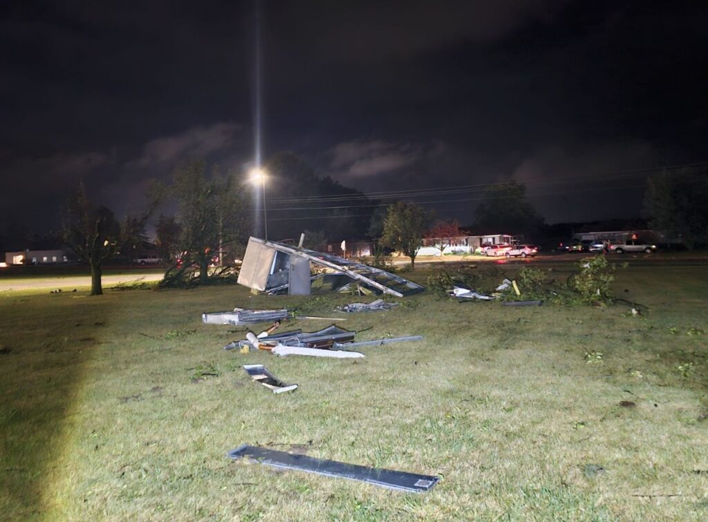 PHOTO Proof Portland Indiana School Suffered Partial Roof Collapse On ...