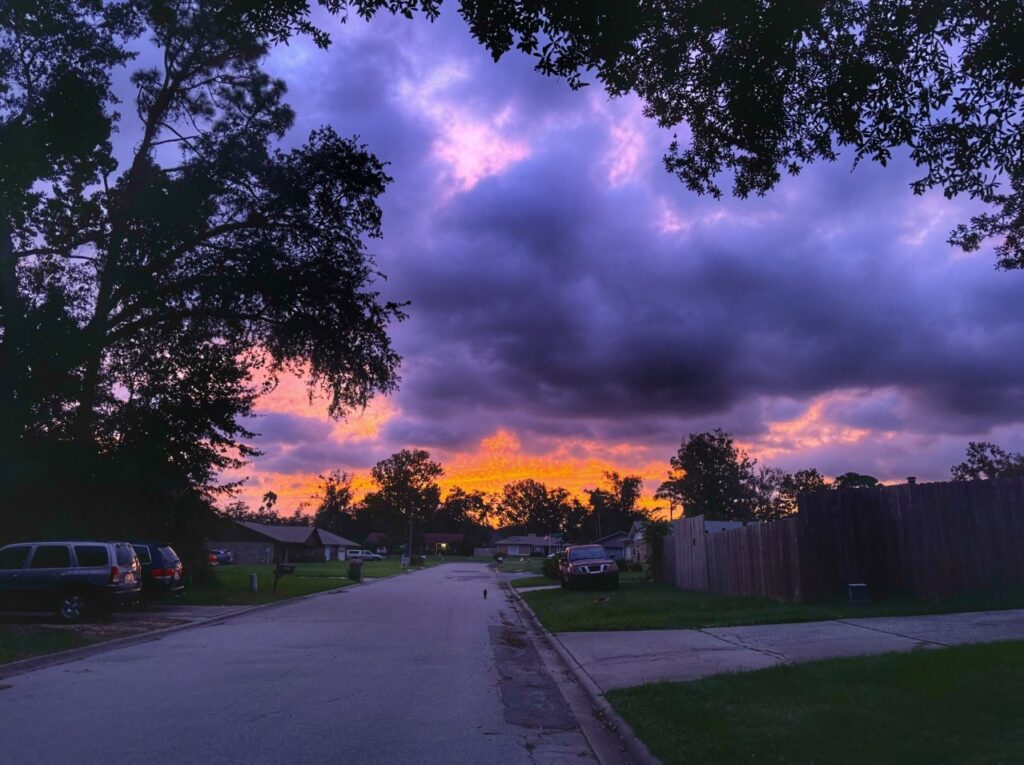PHOTO Sunset Flare Before Hurricane Milton Letting Us Know This Is ...