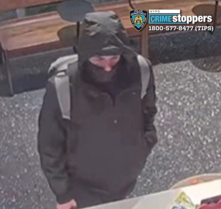 PHOTO Clearest Close Ups Of Brian Thompson's Shooters Face Minutes ...