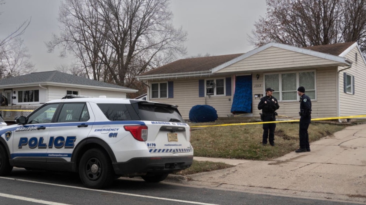 PHOTO Police Put Bag Over Front Door Of Natalie Rupnow's Parents House ...