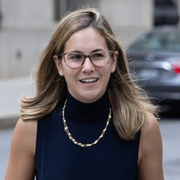 PHOTO Danielle Sassoon Was Looking Cute Well Before Resigning Over ...