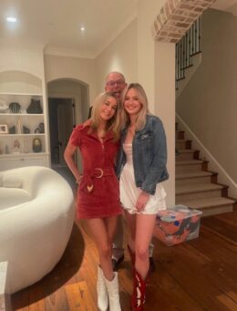 PHOTO Mary Kate Cornett's Father Looking Thirsty With His Two Blonde ...