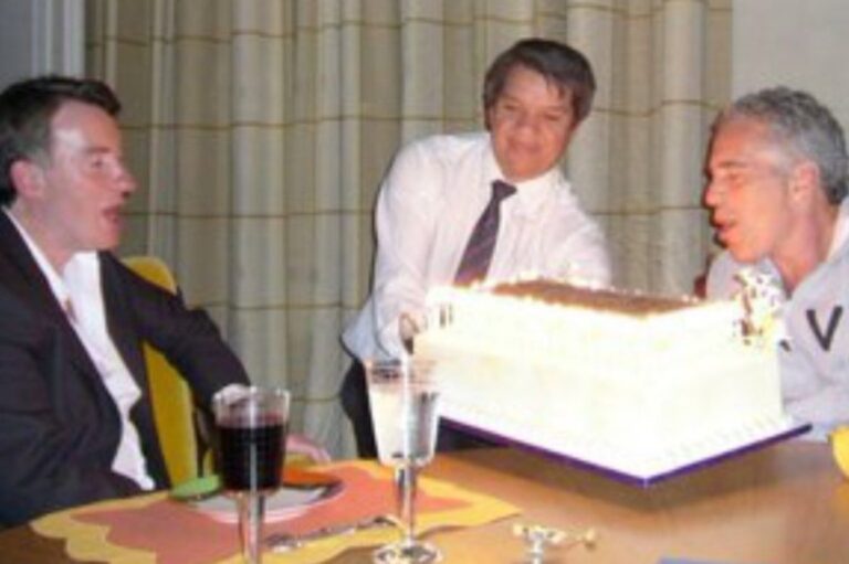 PHOTO Peter Mandelson With Jeffrey Epstein And Ghislaine Maxwell