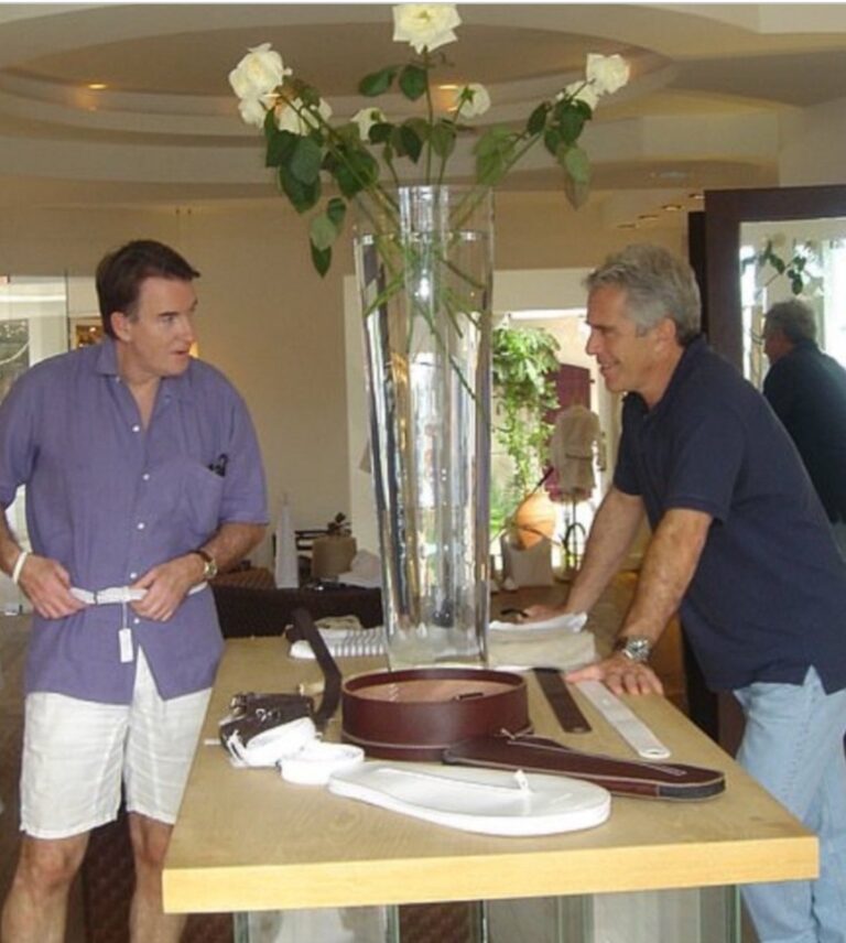 PHOTO Peter Mandelson With Jeffrey Epstein And Ghislaine Maxwell