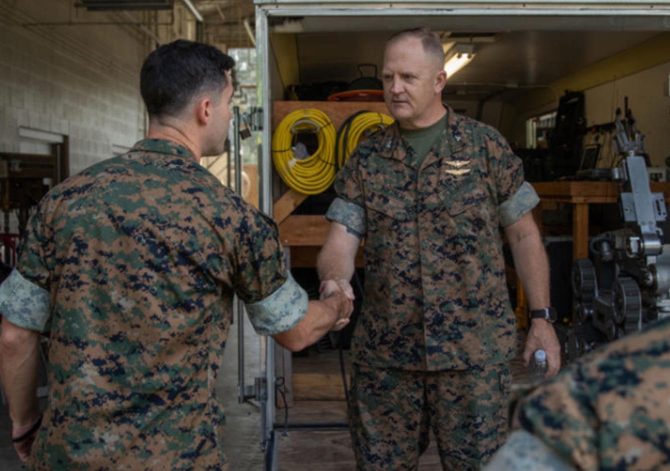 PHOTO Col Mark Bortnem Saying His Goodbyes