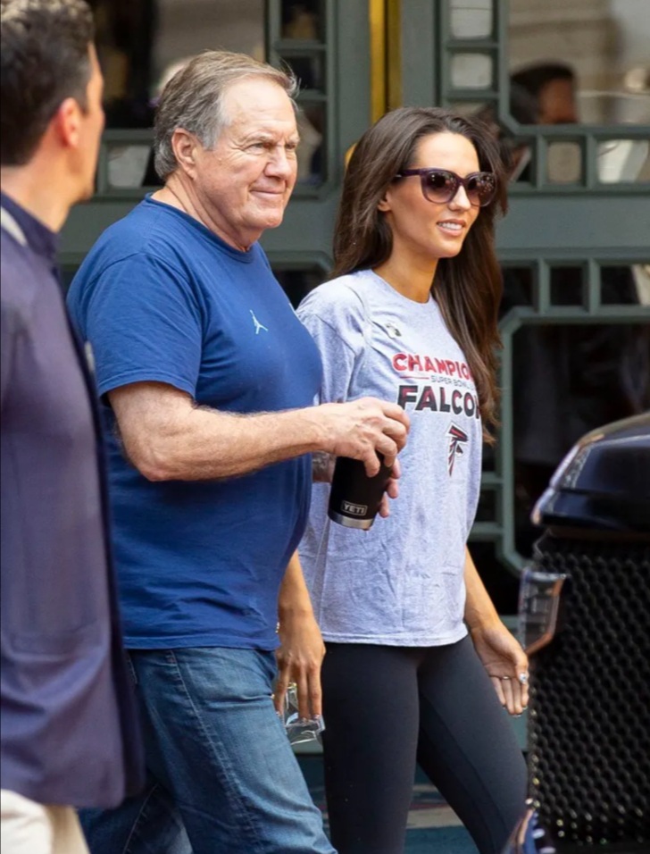 PHOTO Jordan Hudson Looking So Hot In Black Leggings And Atlanta ...