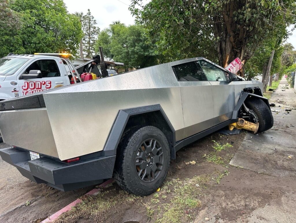 PHOTO Of Alijah Arenas' Badly Damaged Tesla Cybertruck