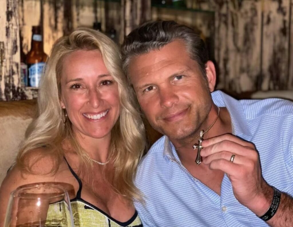PHOTO Pete Hegseth Showing Off Cross Necklace At Dinner With His Wife