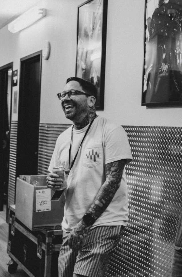 PHOTO Dave Shapiro Laughing During Better Times