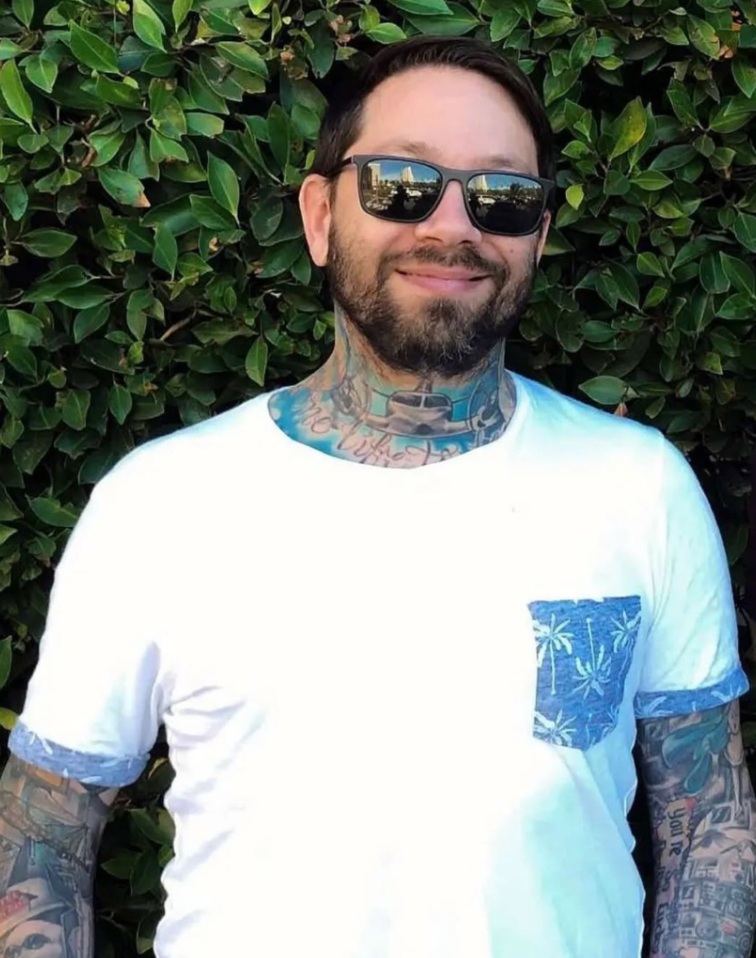 PHOTO Of Dave Shapiro's Neck Tattoo